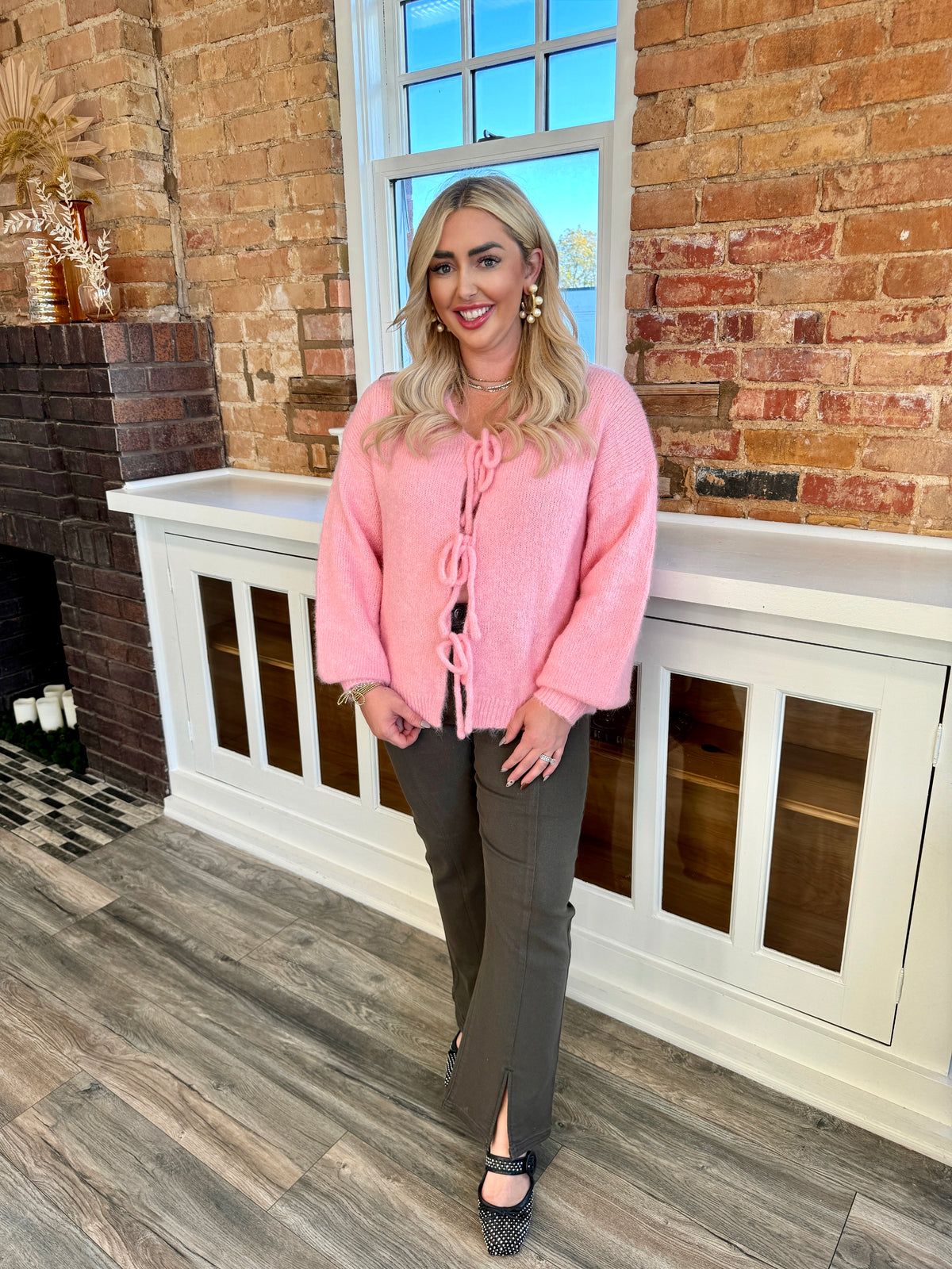 Kenndy Bow Top — Extremely Refined Boutique